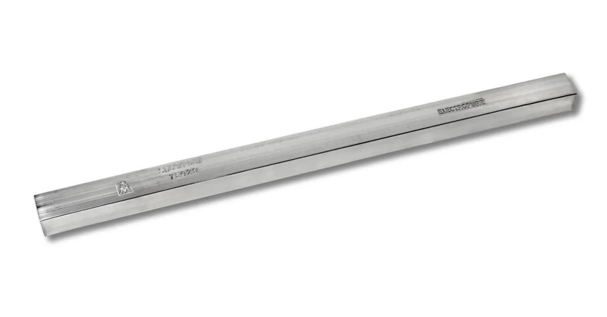 AIM Solder 17355 Solder Bar, Lead-Free, SN100C, 1.66 lb | EIS